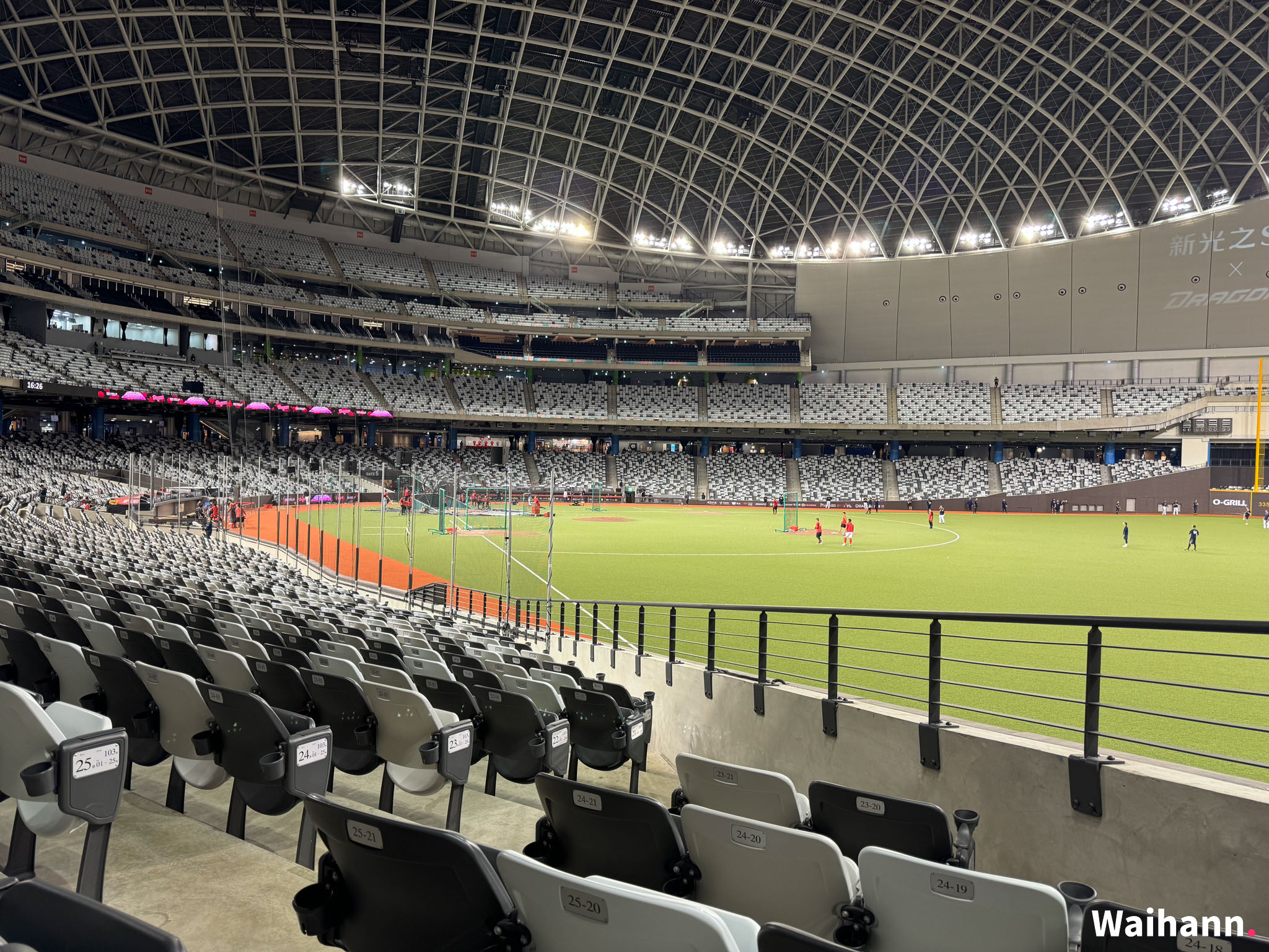 臺北大巨蛋買票必看 1！內野 B1 座位視野圖 102 區至 110 區【持續更新】 - 旅途中的外行人。吃喝玩樂